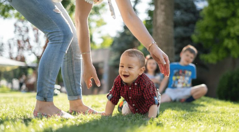 Your 8-Month-Old Baby's Developmental Milestones and Activities ...